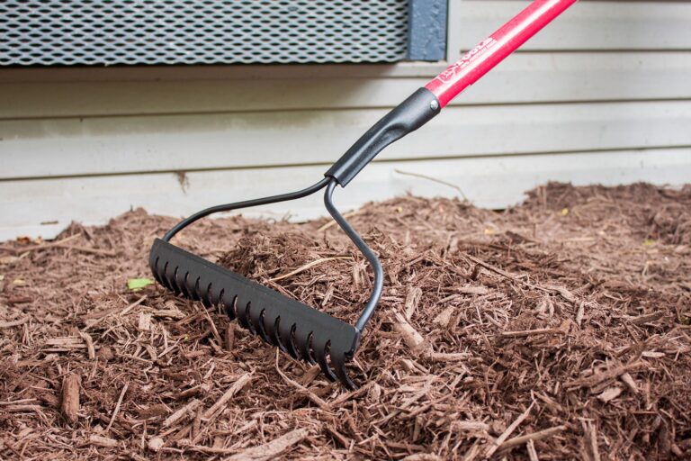 16" Bow Rake with Fiberglass Handle - Bully Tools, Inc.