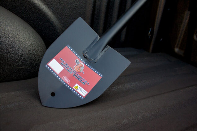 Steel Trunk Shovel with Poly D-Grip - Bully Tools, Inc.