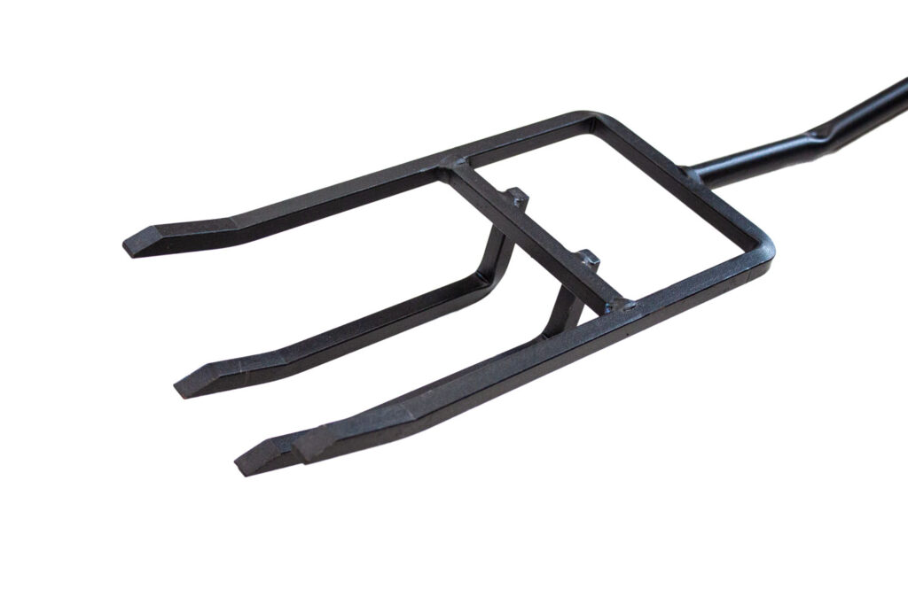 All Steel Dirt Ripper with T-Style Handle - Bully Tools, Inc.